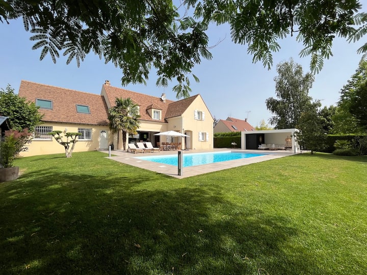 Magnifique Villa Avec Piscine Chauffée - Fontainebleau
