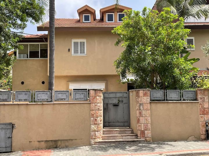 Big And Beautiful Family House In Herzeliya - Tel Aviv-Jaffa