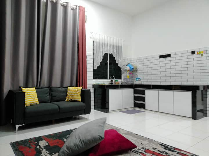 R&a Tiny Home With Bathtub (Muslim) - Sitiawan