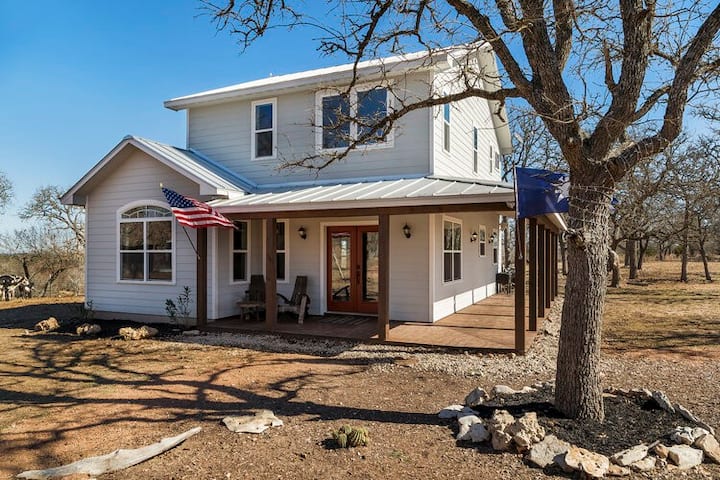 Hill Country Farmhouse  Close To Fbg - Texas