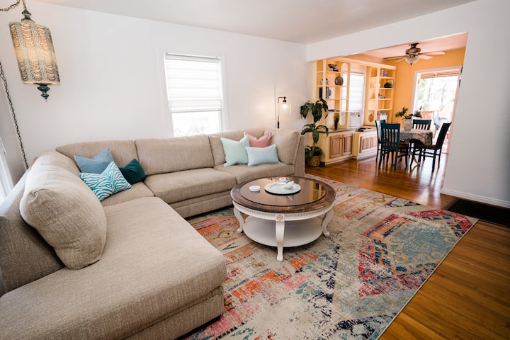 Summer Fun
Cheerful 3bd In
Sunny Pacific Beach, Ca - La Jolla, San Diego