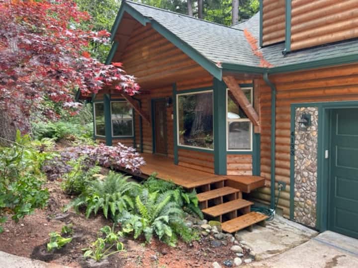 Emerald Garden - Bellingham Sanctuary In The Woods - Bellingham, WA