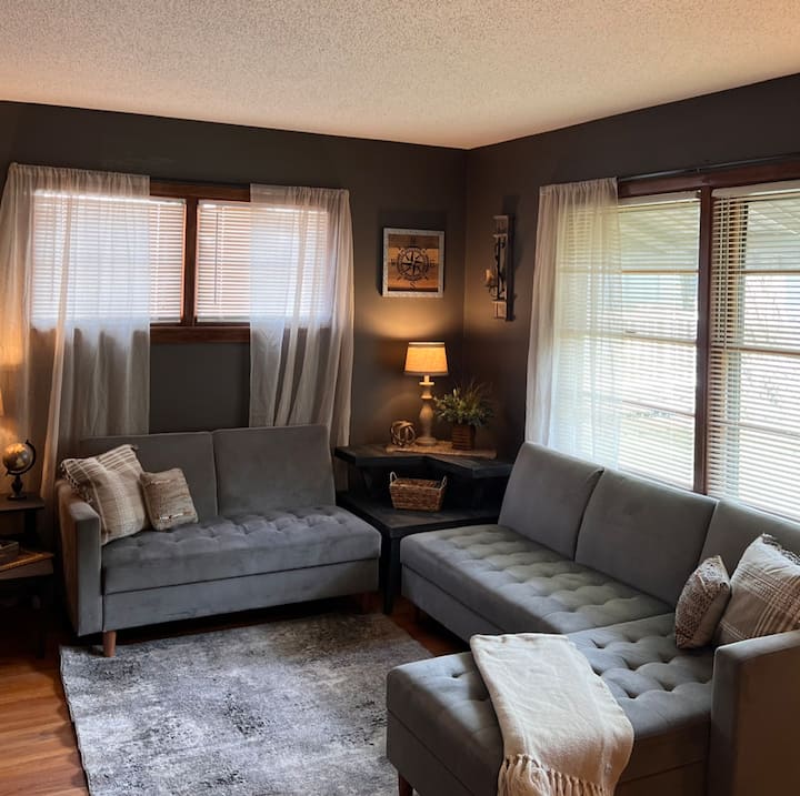 Cozy Home In Mason City - Clear Lake, IA