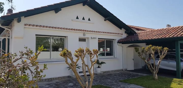 Villa Tout Confort Dans Quartier Résidentiel - Urrugne