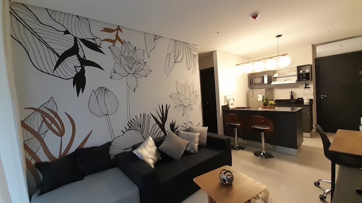 #304 Villa Morra Condo W/pool, Bbq, View & Wifi! - Paraguay