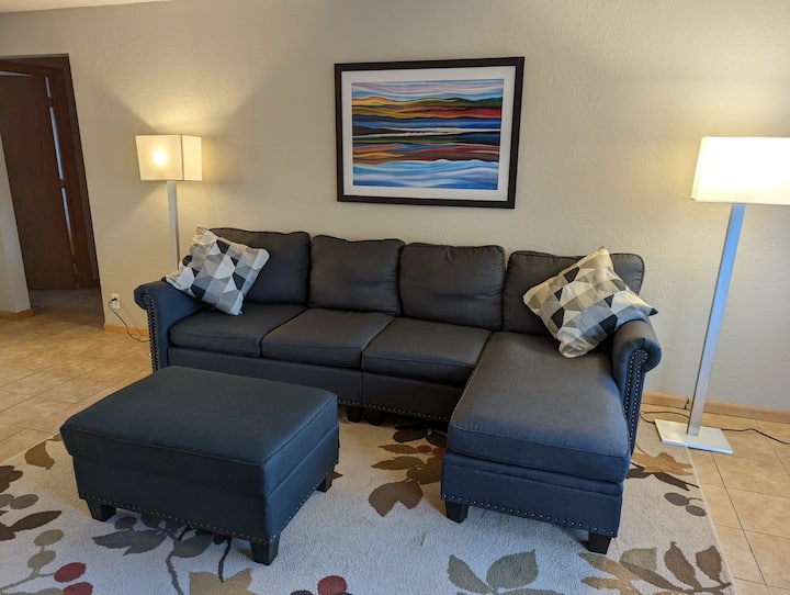 2-bedroom W/ Private Yard, Complete Kitchen, More - Eugene, OR