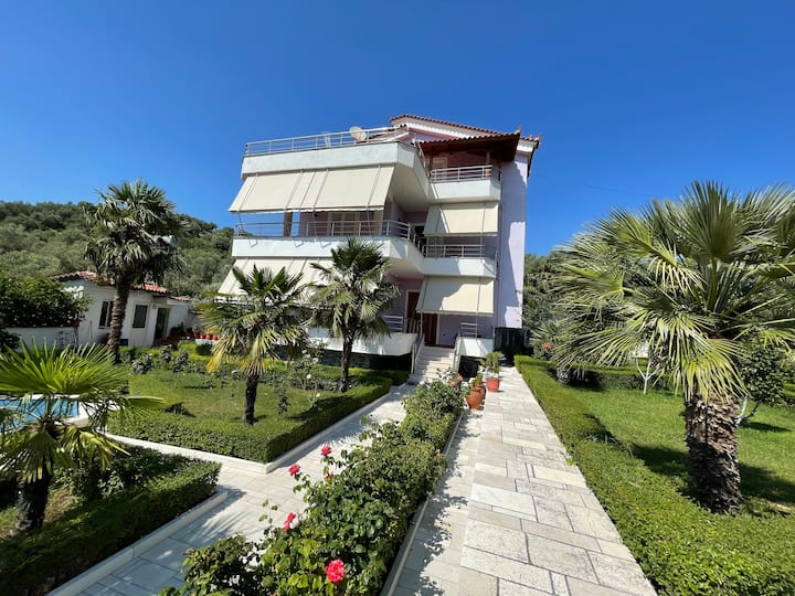 Sunny Villa In The Suburbs Of Vlora - アルバニア