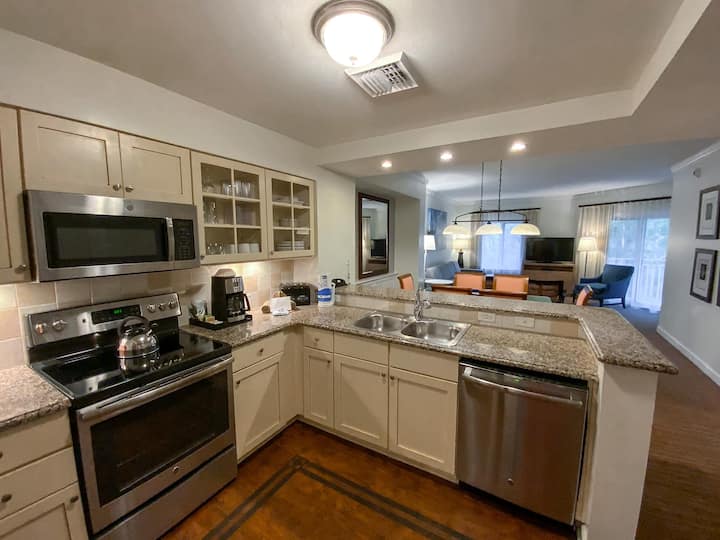 Outstanding Beachfront Resort Surfwatch Amenities - Hilton Head Island, SC