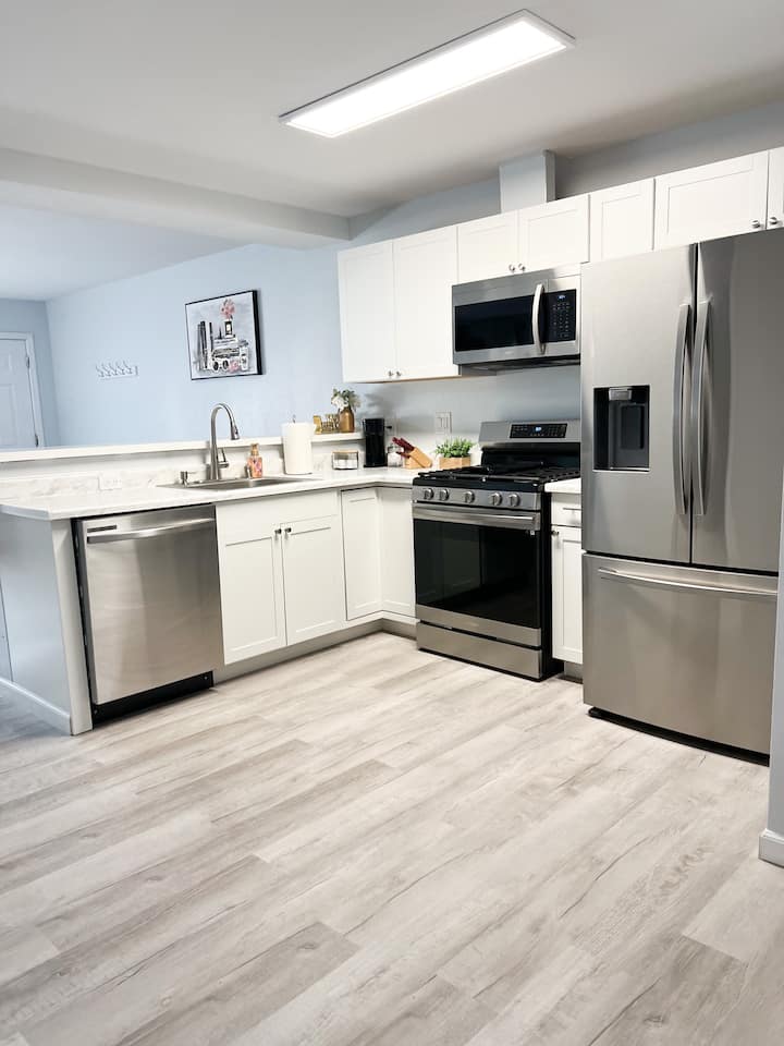 Spacious Modern Suite 2 - アンカレジ, AK