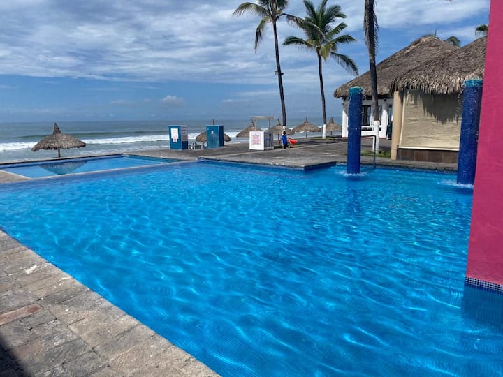 Departamento De Tres Recamaras En La Playa - Mazatlán