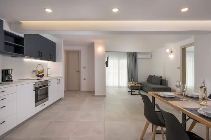 Quarters Luxury Apts "D" - La Canée