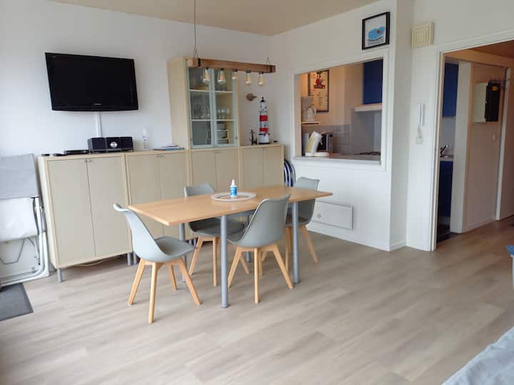 Zonnige En Moderne Vakantiestudio Vlakbij De Zee - Middelkerke