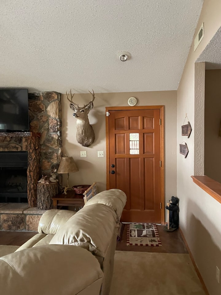 Mountain View’s 7 Bedroom 4 Bath Cabin W/hot Tub - Ruidoso, NM