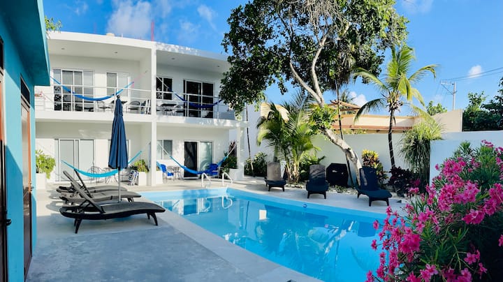 Aqua Guesthouse 8 ~ Steps To Beach ~ A+ Internet - Puerto Morelos