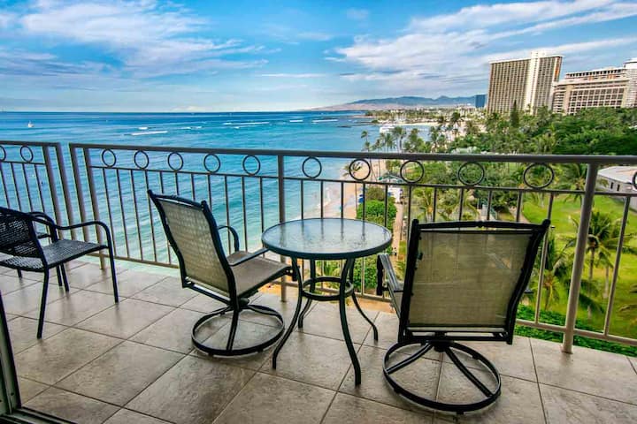 Unit 902 Waikiki Ocean View 2b/2b *November Deal!* - Honolulu