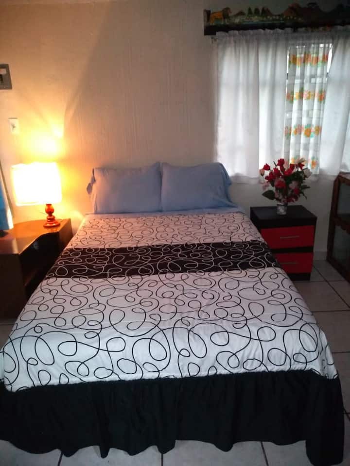 Hab Xoloitzcuintli 1-2 Pax, Baño Completo Privado. - Mexico City