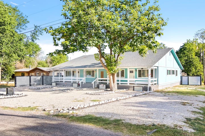 Spacious Hill Country Lake & River Retreat - Wimberley