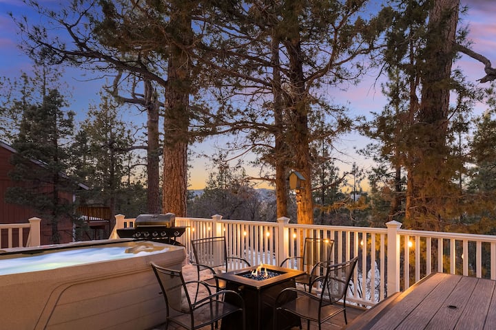 Bluemoon🌙•modern Remodel•spa•pets Ok•🌲views•arcade - Big Bear, CA