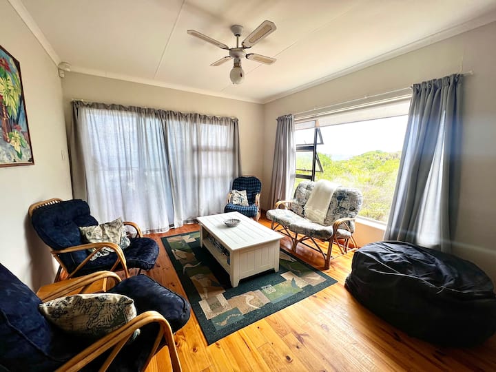 Stunning 3-bedroom Ocean-view Duplex Home: Bottom - Tergniet