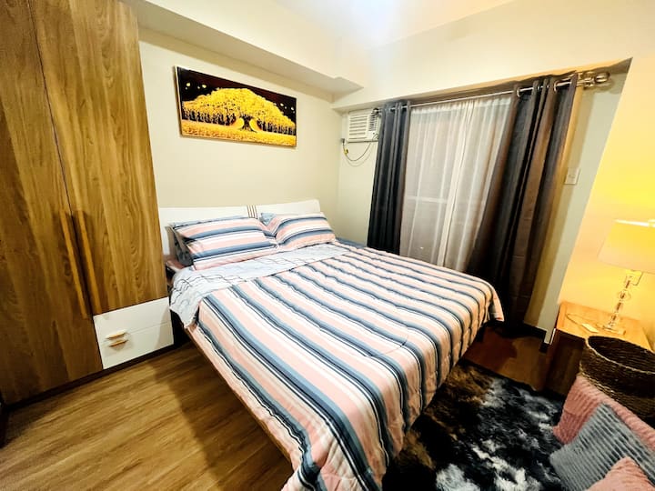 Happy's One Bedroom Condo. - Quezon City