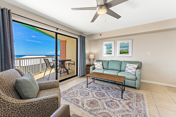 Honeymooners_king Bed_steps To Beach_balcony_w/d - Orange Beach, AL