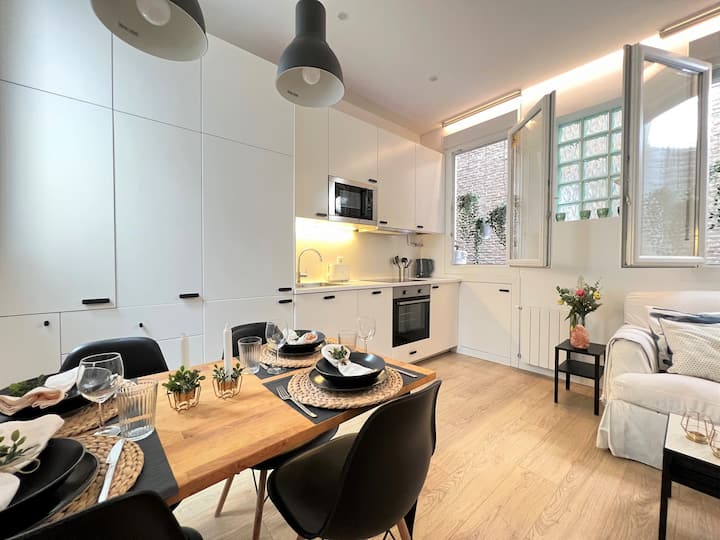 Homey Apartment Next To Atocha Station - Madrid