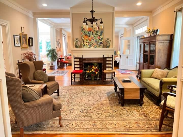 The Boxley Place Inn B&b - The Mcintosh Room - Lake Anna, VA