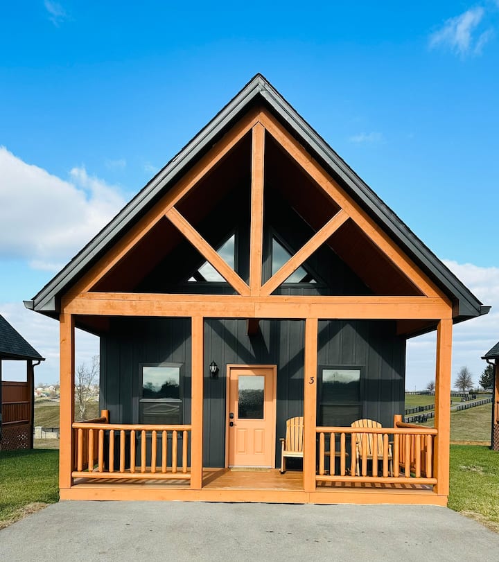 Villa On  The Bourbon Trail With Hot Tub-3 - Harrodsburg, KY