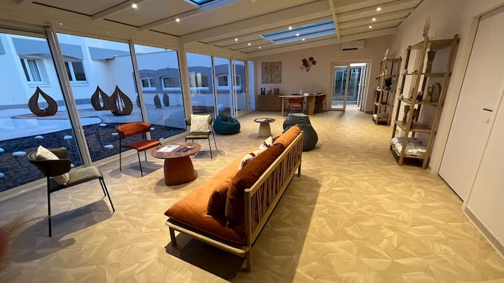 Chambre Supérieure Avec Espace Relaxation - Bozouls