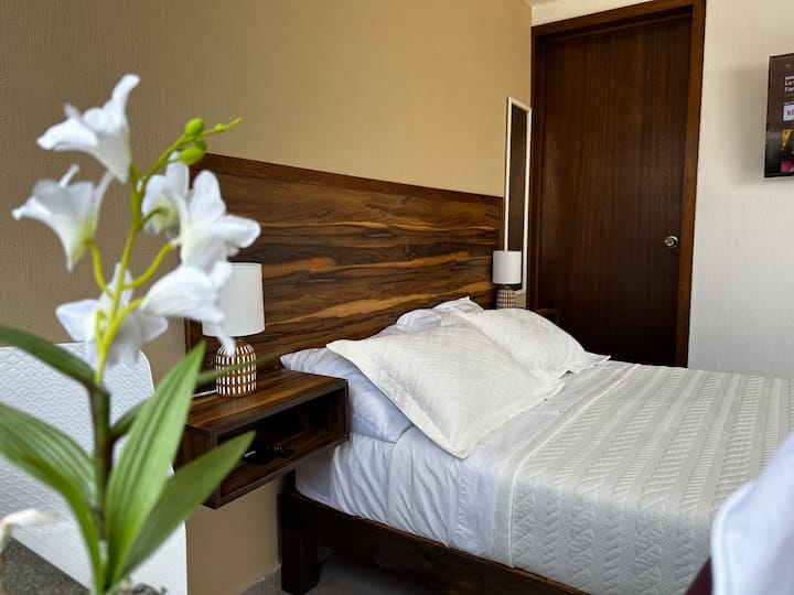 Estudio Colibrí 2 Para Dos Personas, Con Terraza. - Guadalajara, México