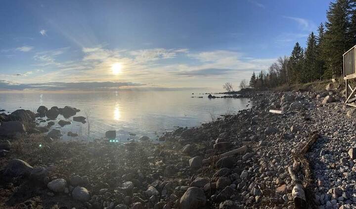 Lester Beach Vacation Rentals & Homes - Manitoba, Canada | Airbnb