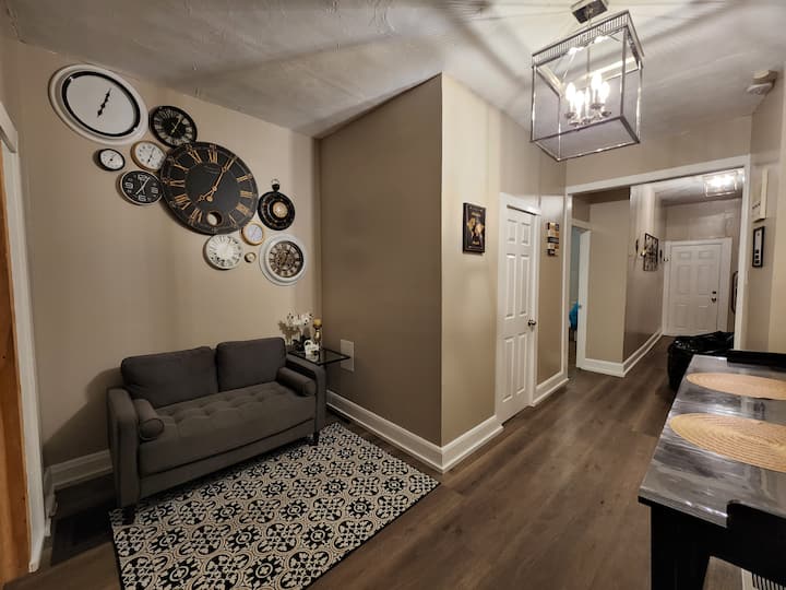 1 Amazing Apt. Nurse, Med Or Grad Student Housing - Baltimore, MD