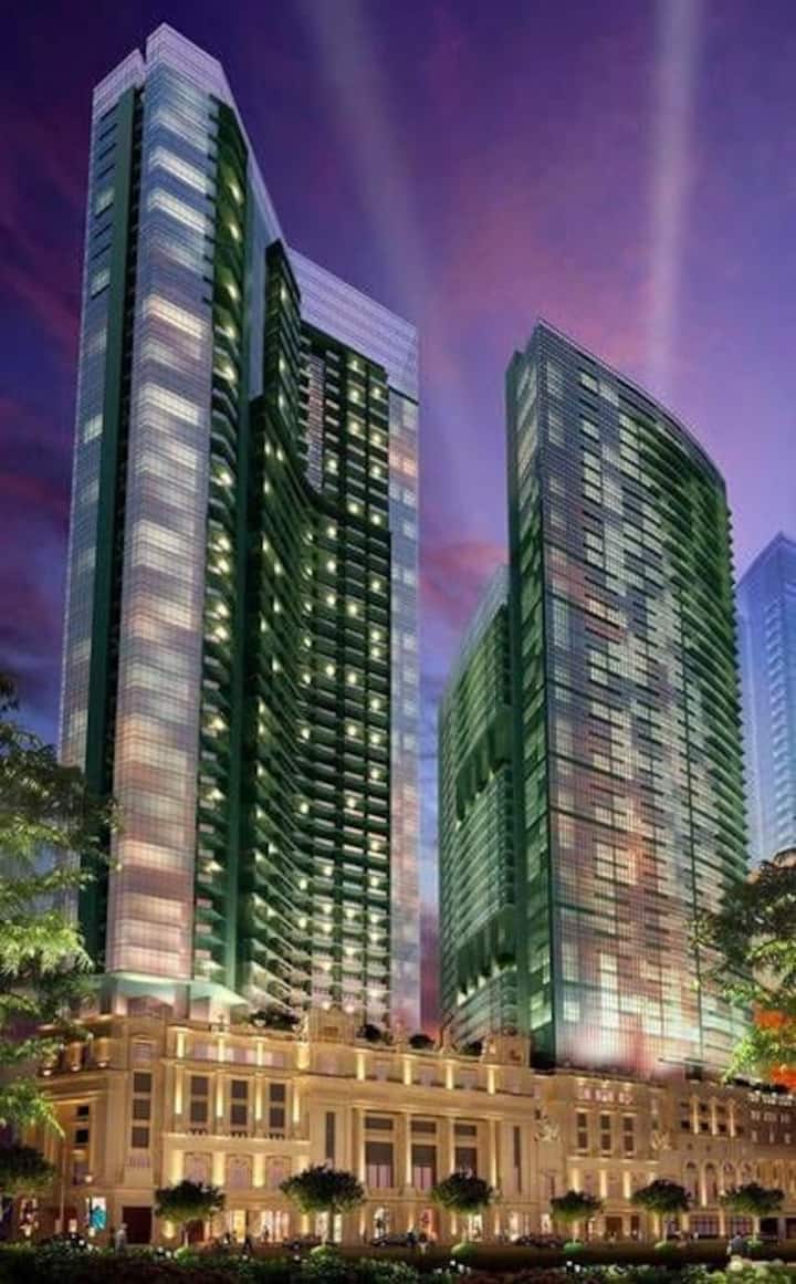 Uptown Bgc 3-br Condo With Pool & Garden View - Makati