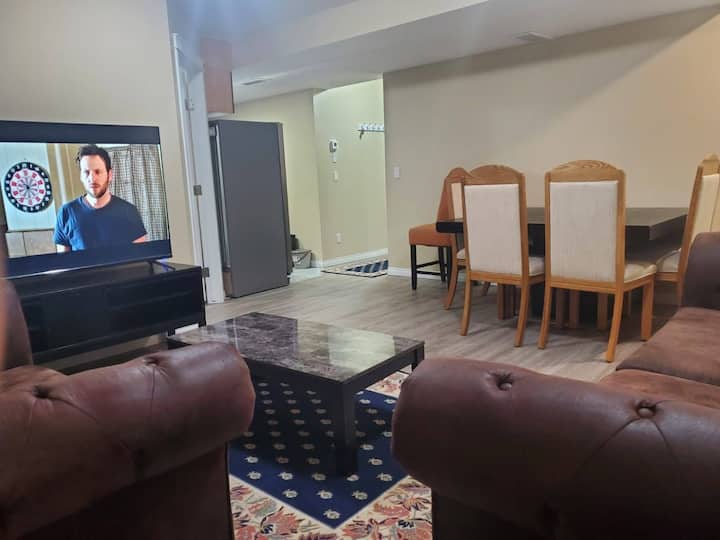 Large 2 Bedrooms Basement Suite - Calgary