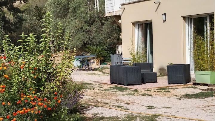 Agréable Loft En Provence - Miramas