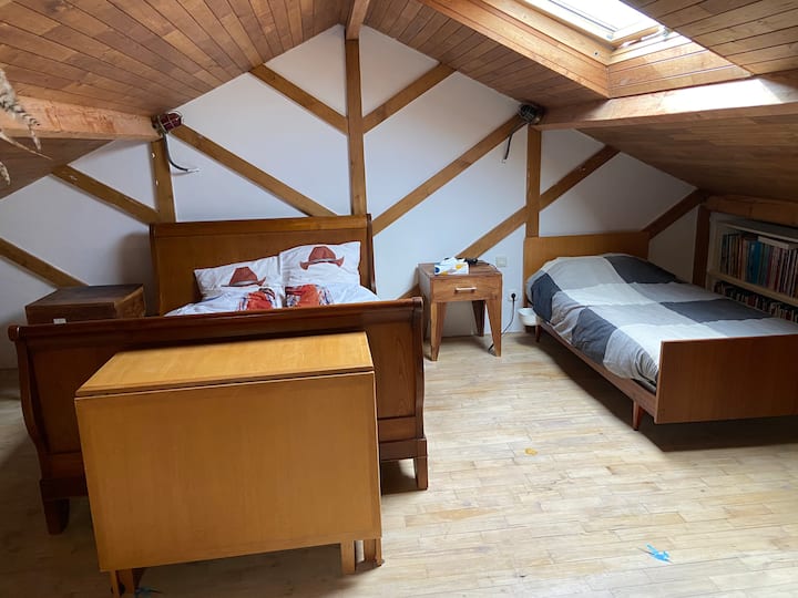 Grande Chambre Avec Cabinet De Toilette - Clisson