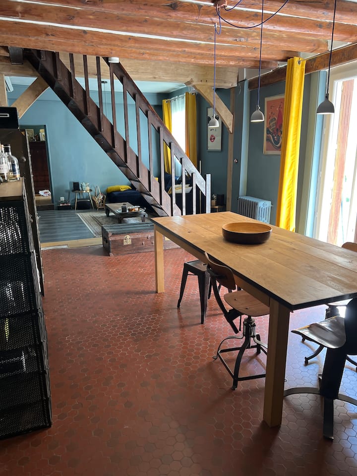 Maison Chaleureuse Dans L’hyper Centre - Bernay