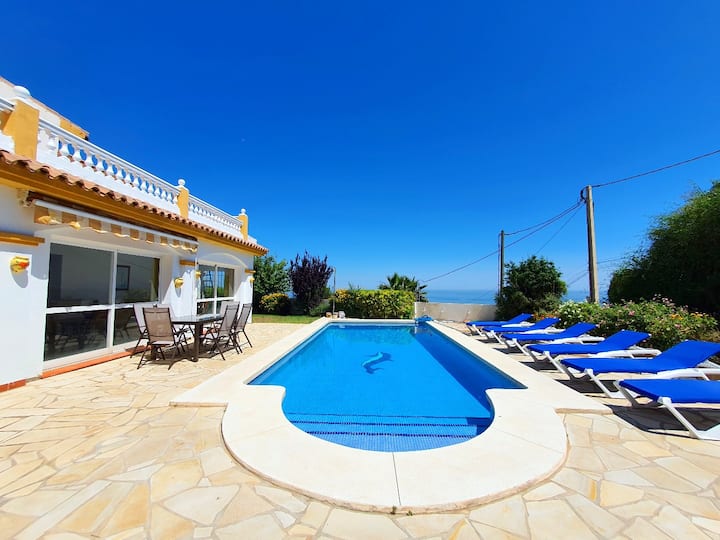 Gran Y Acogedora Villa Con Piscina Privada. - Benalmádena