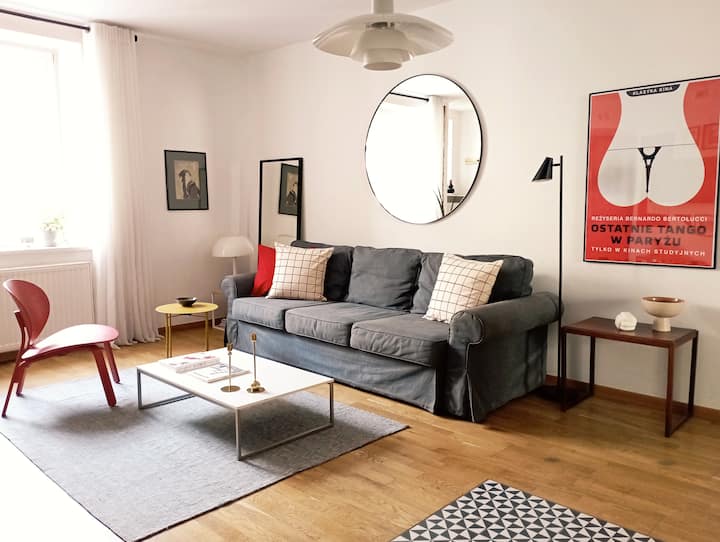 Spacious 2-bedroom Apartment / The Heart Of Krakow - 