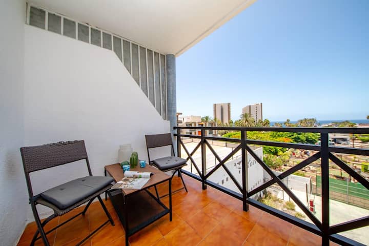 Casa Adosada De 2 Dormitorios En Las Américas - Costa Adeje