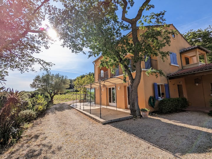 Le Mas Du Vigneret- Piscine Et Paysage Pittoresque - Le Castellet