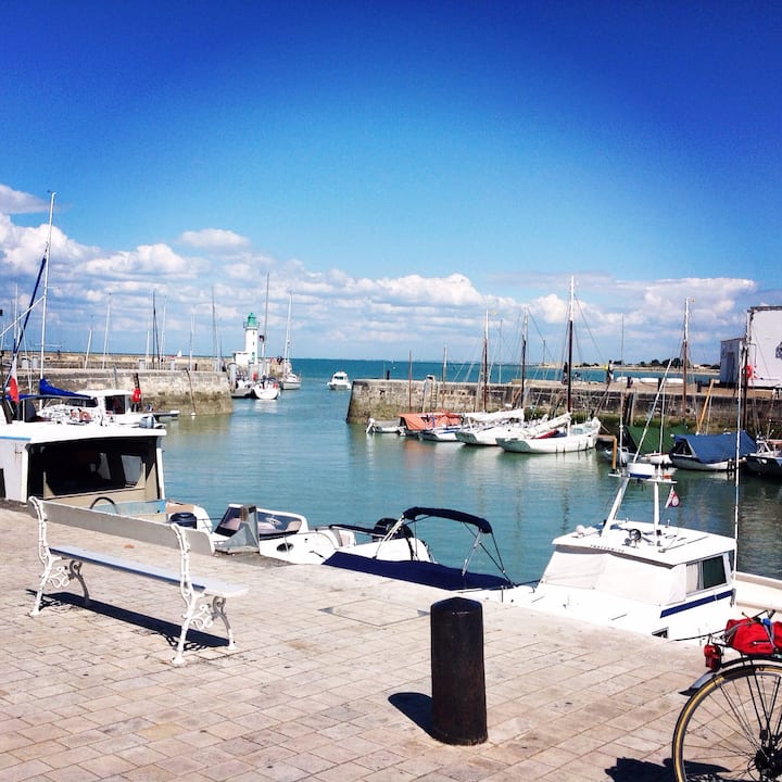 La Voile Bleue De La Flotte - La Flotte