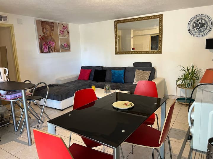 Suite Spacieuse Dans Un Jardin Provençal - Aubagne