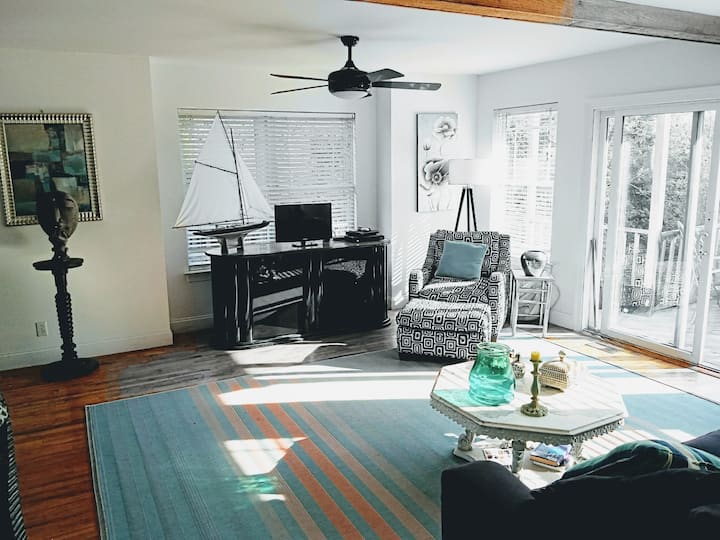 Spacious And Comfortable, Close To Beach - Fire Island, NY