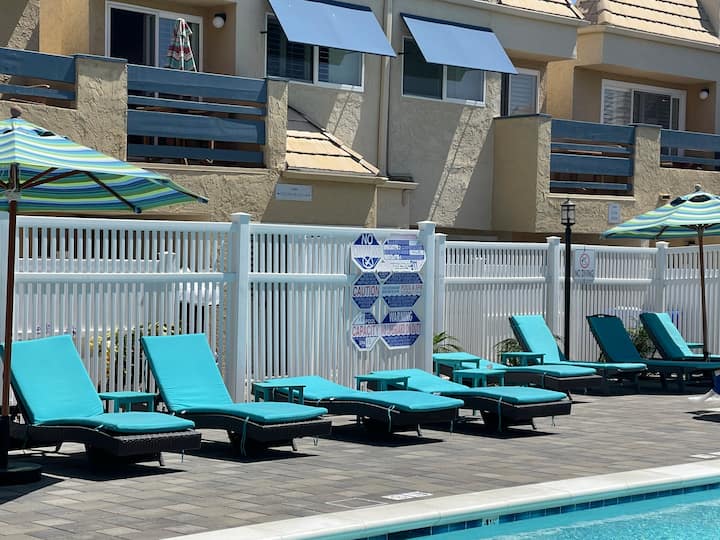 Quiet 1 Bed Beach Resort Condo - Del Mar, CA