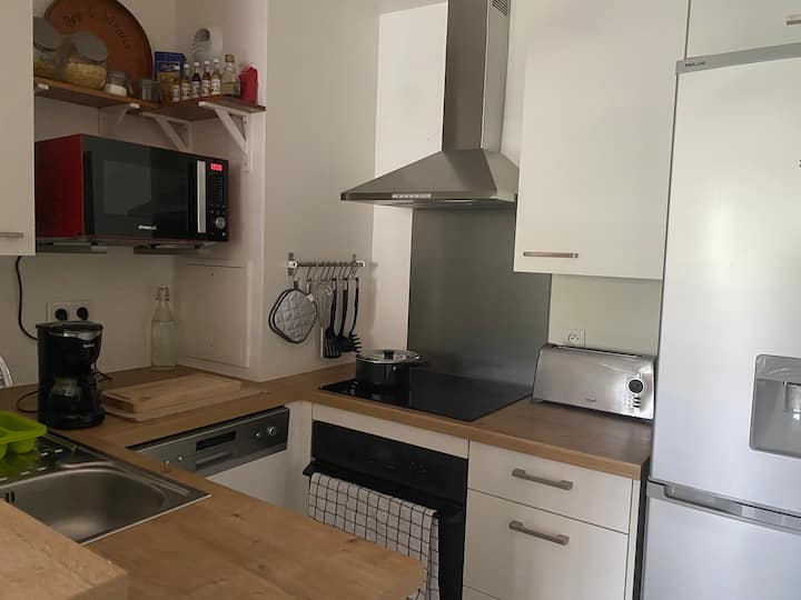 Appartement Chez Lucie, Trappes Proche Gare - France Miniature