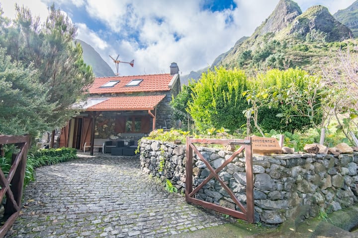 Ponderosa In Faja Das Eguas Ribeira Brava/madeira - Madeira Island