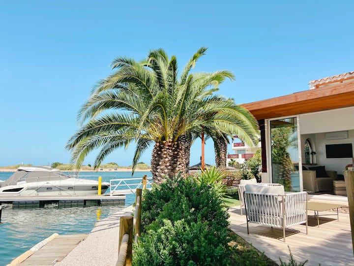 Villa Sur L'ile De La Lagune Avec Ponton Privatif - Canet-en-Roussillon