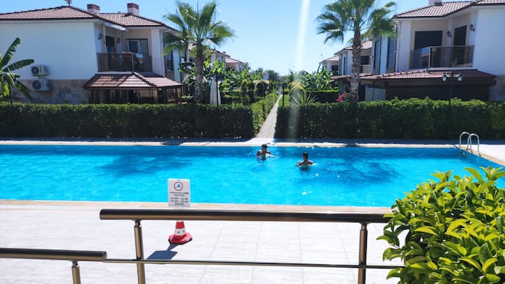 Zeta Garden Villa #1 - 