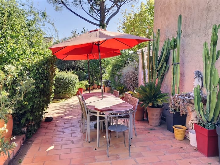 1er éTage De Villa Avec Terrasse Et Jardin - Marseille
